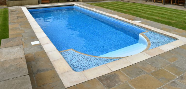 lie-project-3 - Rio Pools